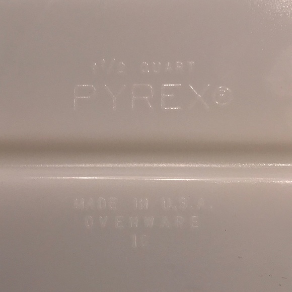 Pyrex | Kitchen | Vintage 5 Quart Oval Pyrex Daisy Casserole Dish With ...